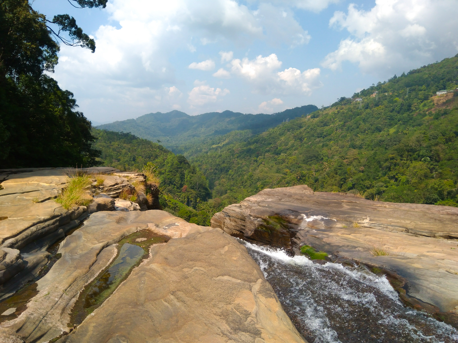 Laxapana Falls: A Guide to Sri Lanka's Powerful Highland Cascade ...